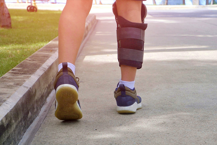 Knee Supports, Knee Braces, Knee Rehab and More - KneeSupports.com